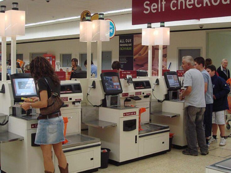 This Australian supermarket is battling against self-service checkout ...