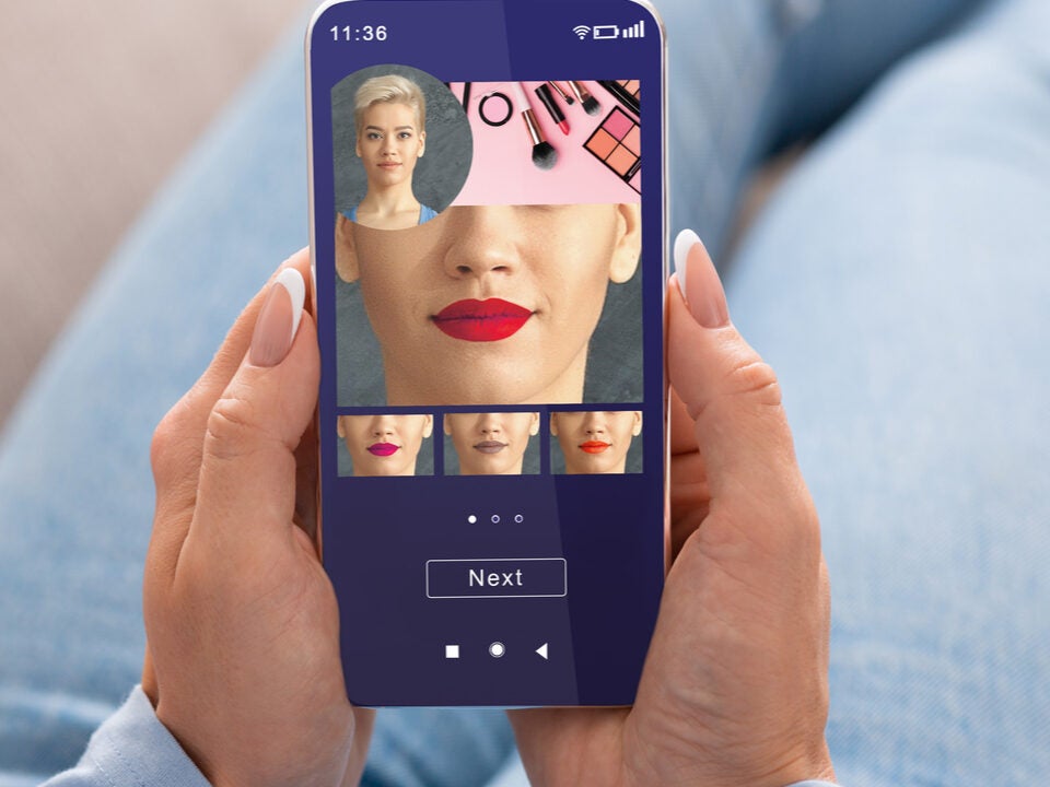 L’Oreal’s wearable pH sensor could help those with dermatology problems